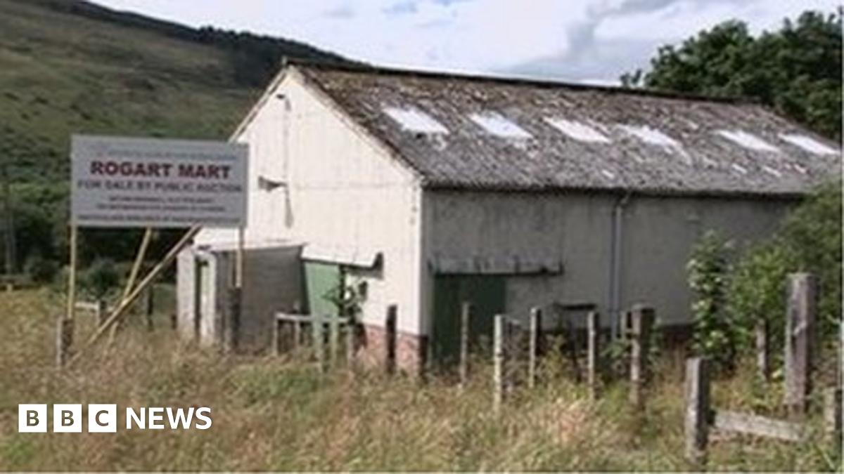 Disused Rogart auction mart sells at auction for £50,000 - BBC News
