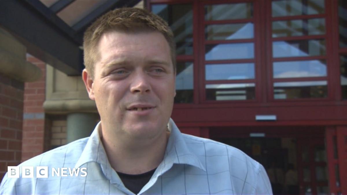 Anti-crime campaigner Peter Findlay sentencing for theft - BBC News