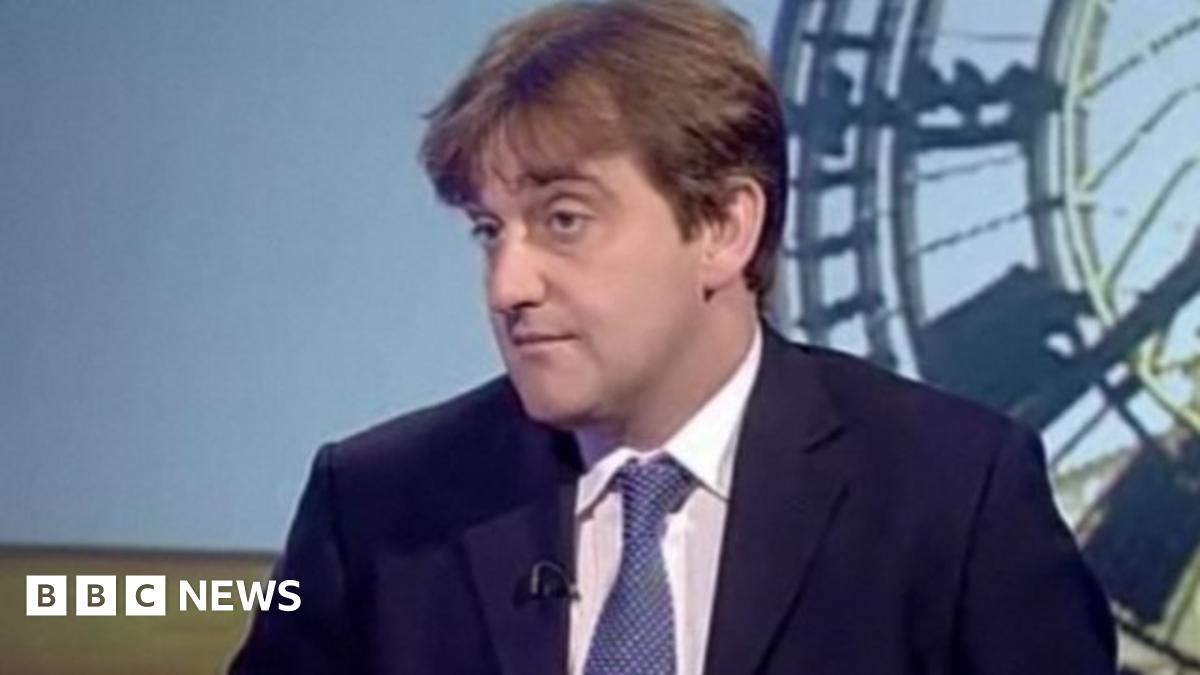 Tory AM Nick Ramsay late to chair committee meeting - BBC News