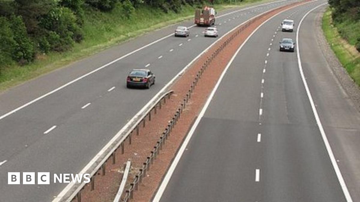 New slip roads on the M876 near Larbert are completed - BBC News