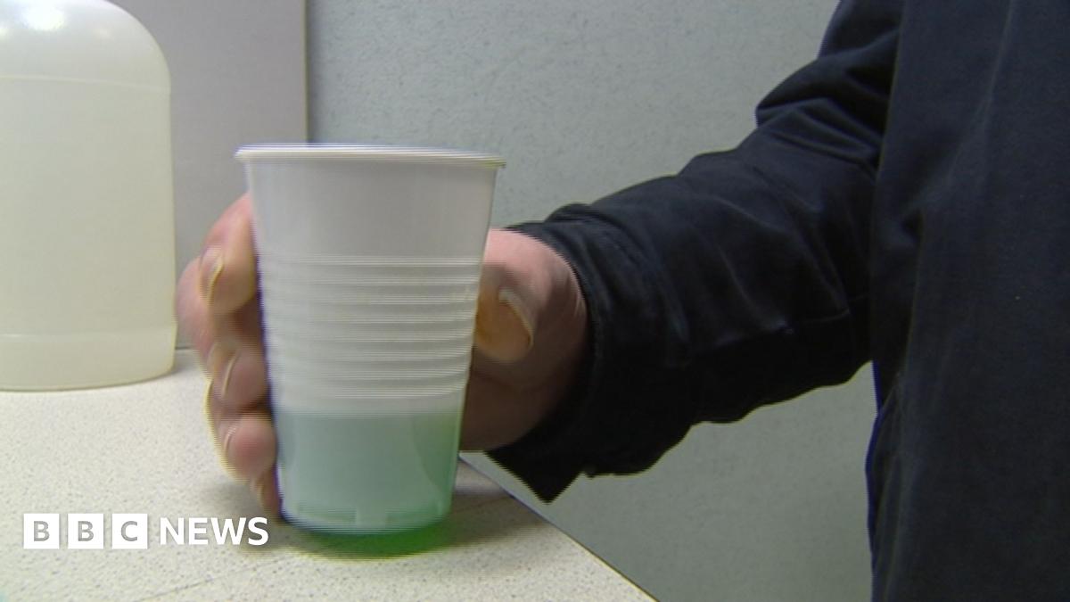 Methadone policy review to improve addicts' treatment - BBC News