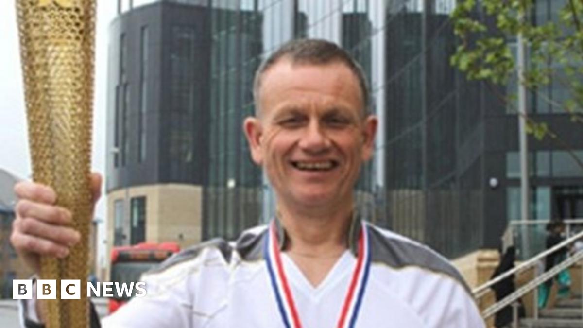 'Blind Dave' Heeley given Paralympics opening ceremony role - BBC News