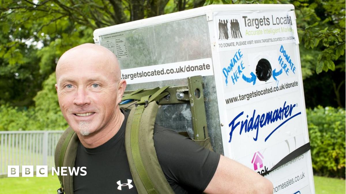 Tony the Fridge running Great North Run route 30 times - BBC News