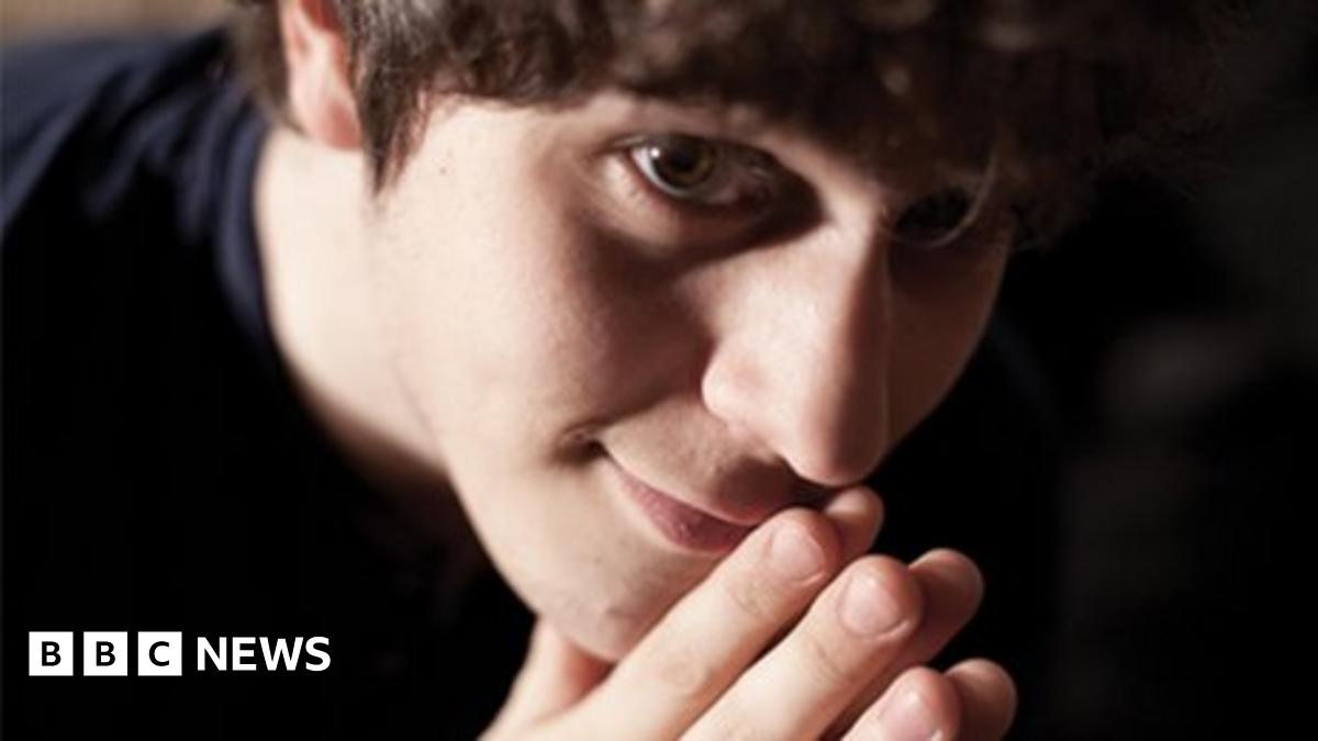 George Montague reviewed by Stephen Morris - BBC News