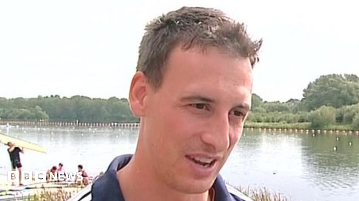 Paralympian who lost legs in blast 'driven' by injuries - BBC News