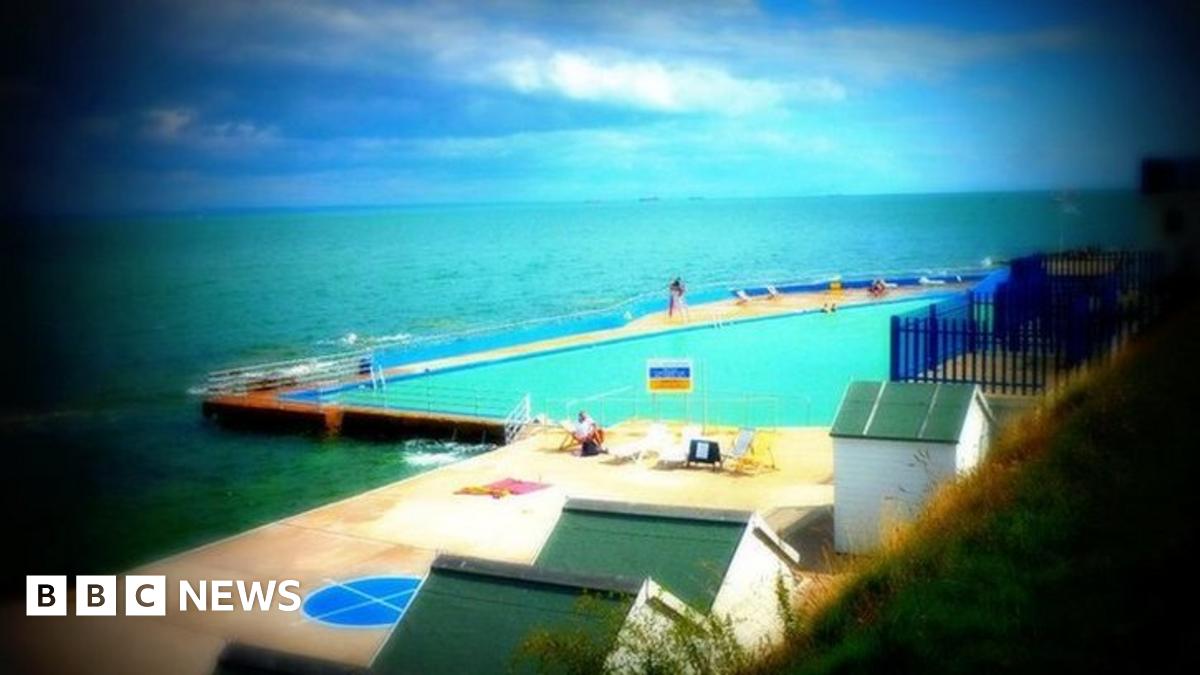 Your pictures: Summer - BBC News