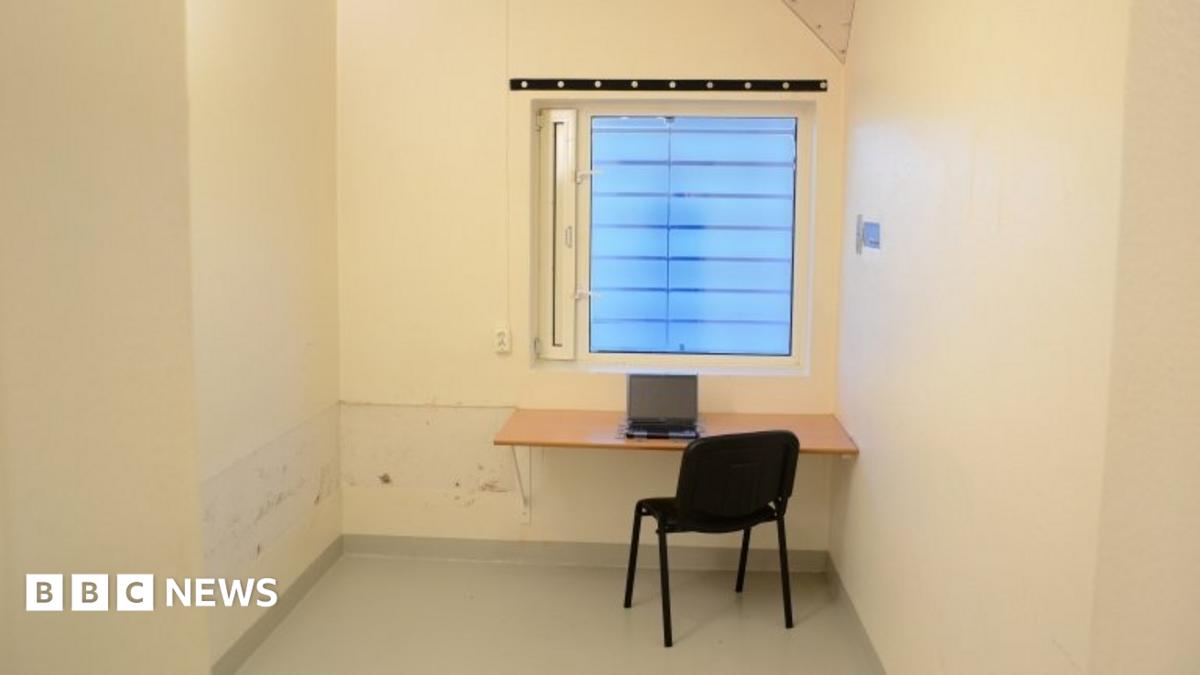 Anders Behring Breivik's prison: Ila near Oslo - BBC News