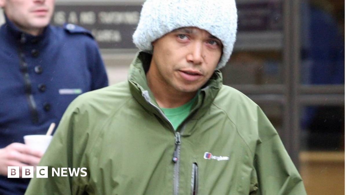 Reggae star Finley Quaye sentenced to 225 hours of unpaid work - BBC News