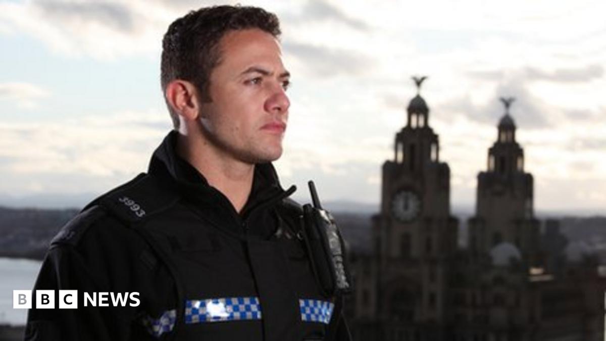 BBC police drama tries not to be uniform - BBC News