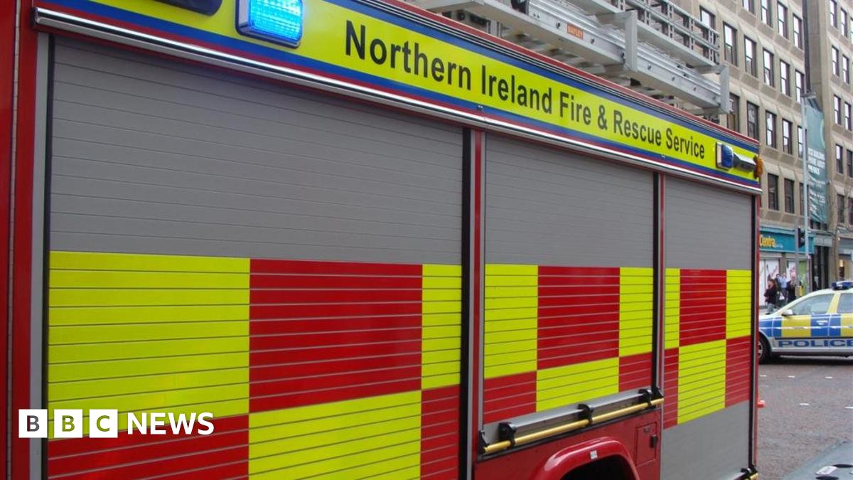 Pensioner dies in blaze at house in Downpatrick - BBC News