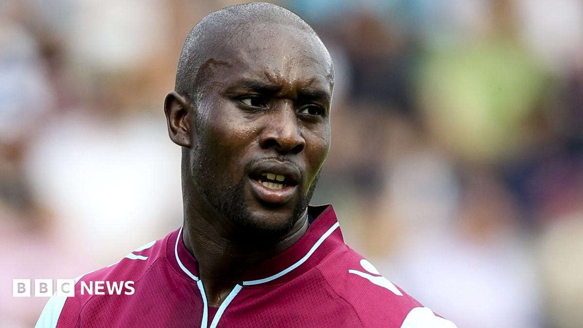 Carlton Cole racist Twitter abuse leads to arrest - BBC News
