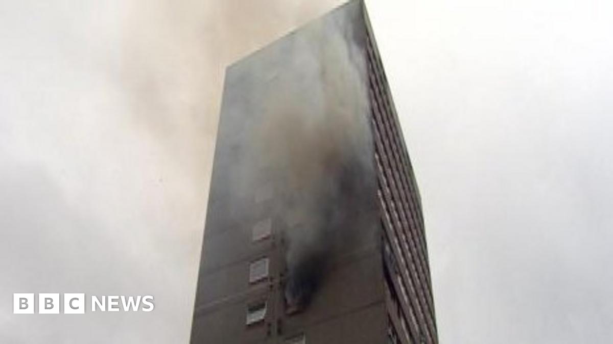 Fire crews train in burning Solihull tower - BBC News