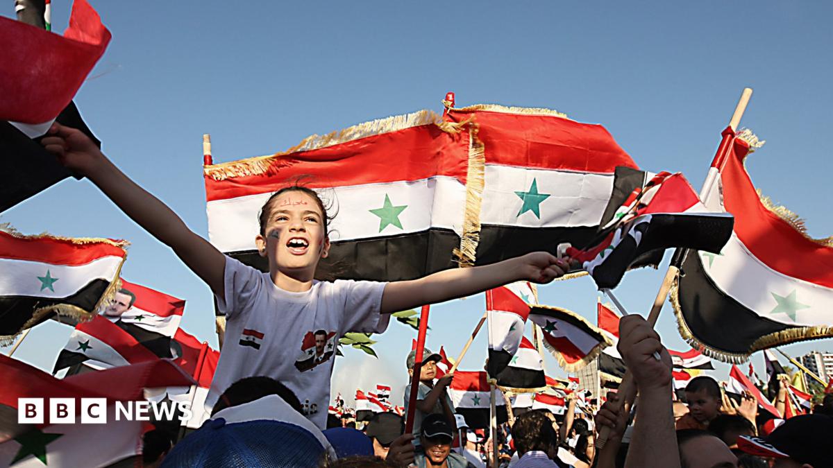 Damascus Alawites stand firm behind Assad - BBC News