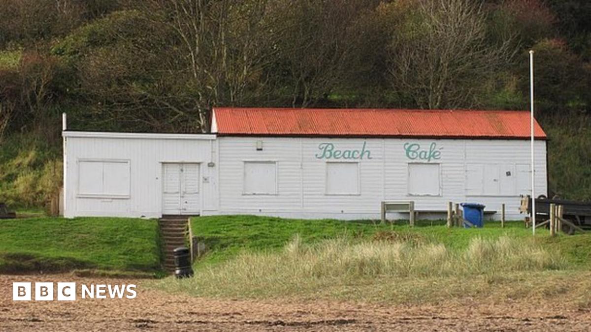Coldingham beach cafe three-year lease deal agreed - BBC News