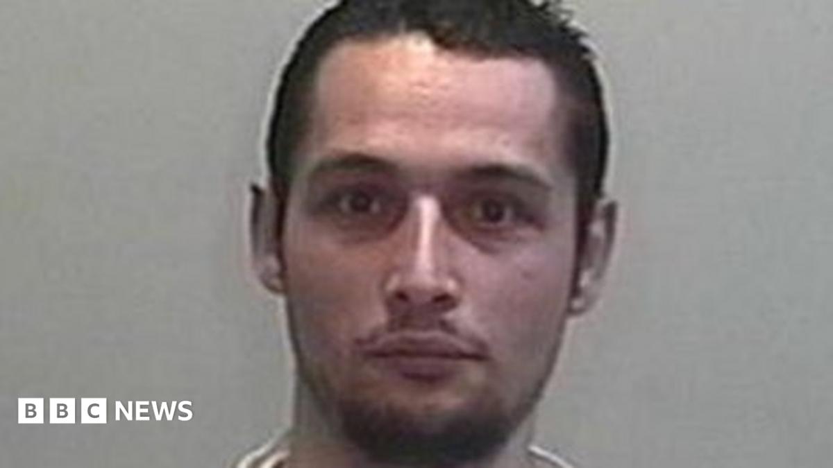 Thief stole ring from victim as she lay in Bradford hospital - BBC News