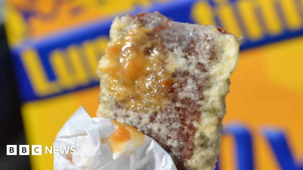 Deep-fried Mars bars: A symbol of a nation's diet? - BBC News