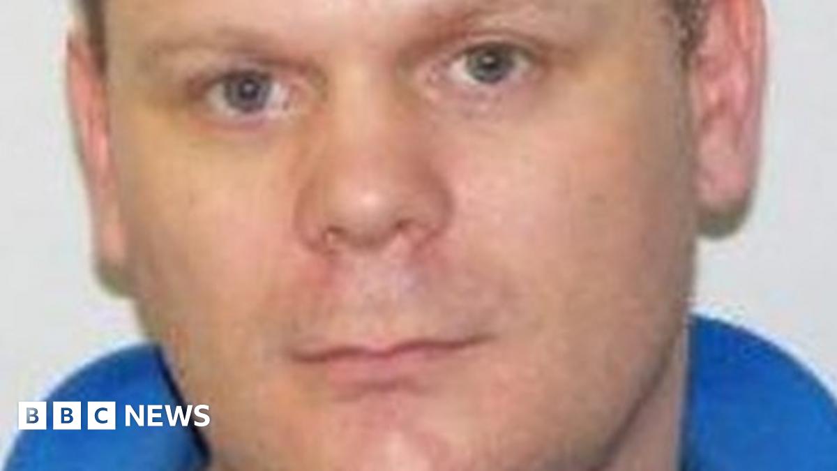Inmate Shaun Battye fails to return to Kent prison - BBC News