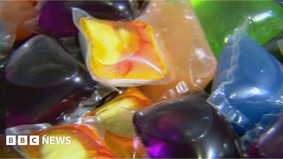 Liquitabs alert after children burned - BBC News