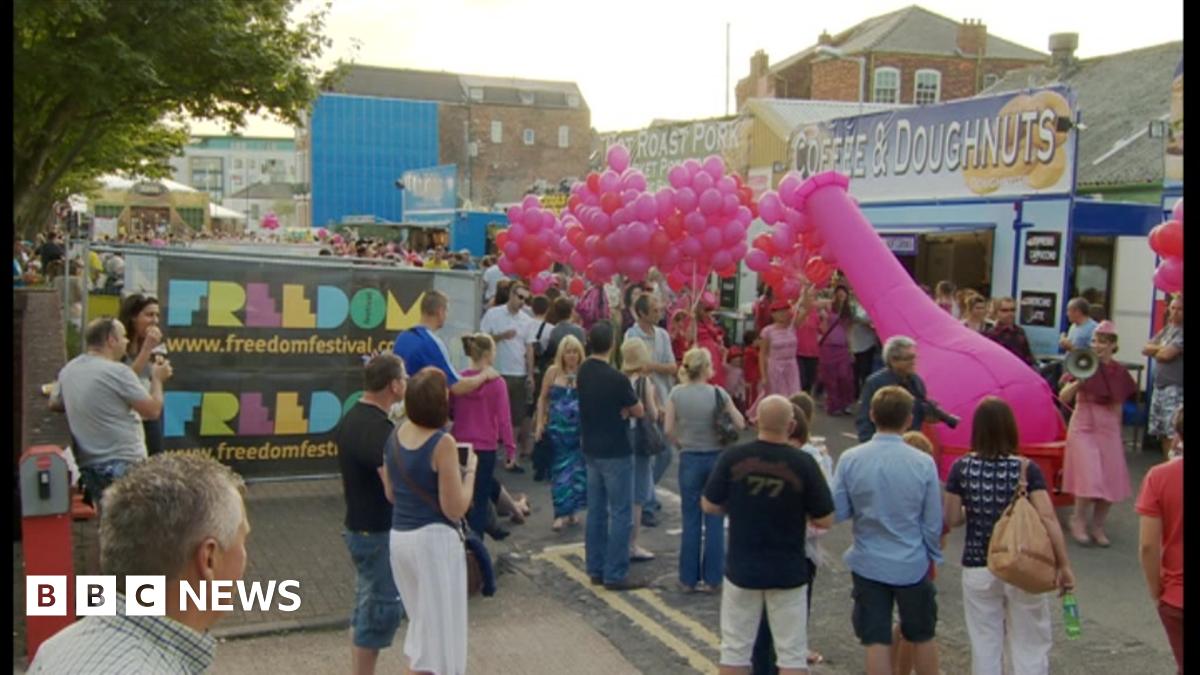 Hull's Freedom Festival expected to beat 2011 attendance - BBC News