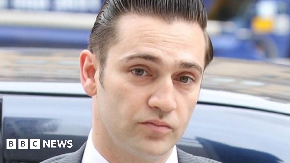 Amy Winehouse ex Reg Traviss cleared of rape - BBC News