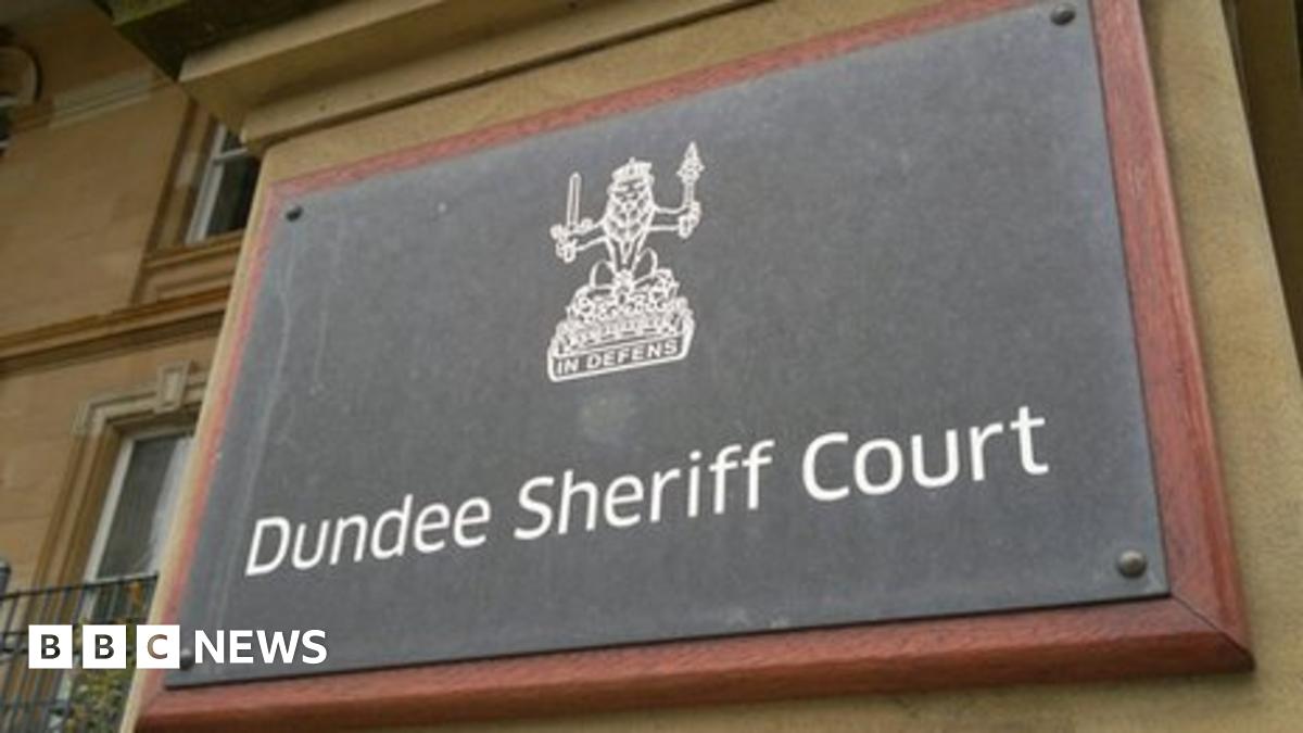 Tayside police officer faces assault trial - BBC News