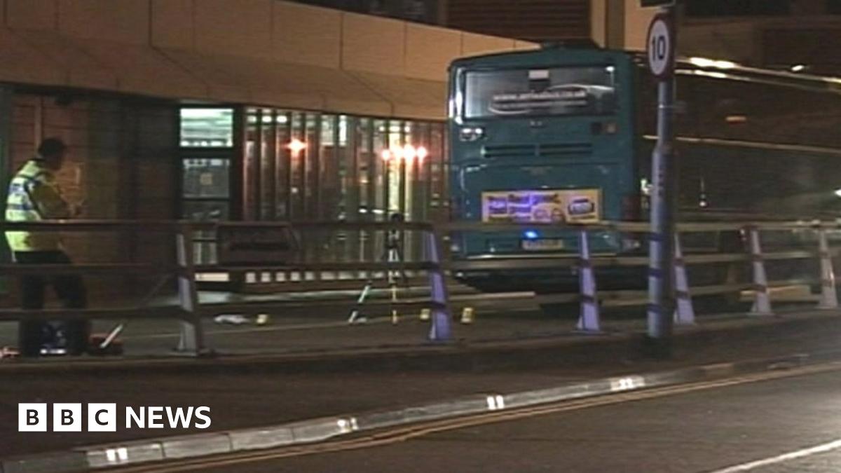 Bus driver David Luck spared jail over Paul Siddoway death - BBC News