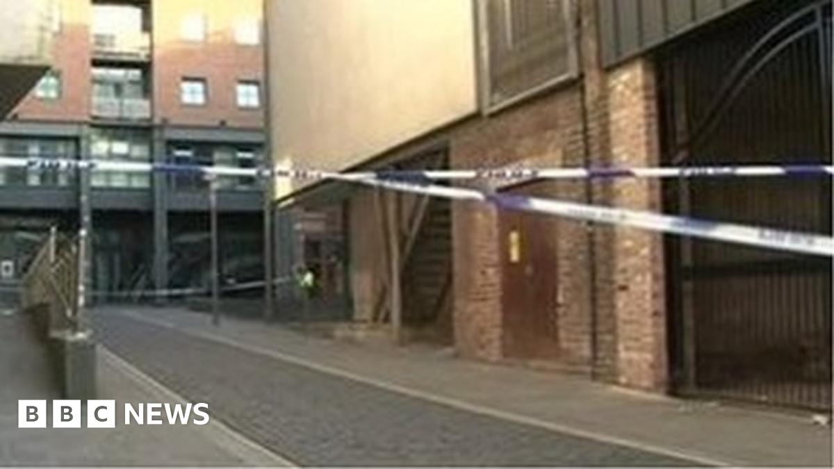 Liverpool assault: Man jailed for killing Stuart Smith - BBC News