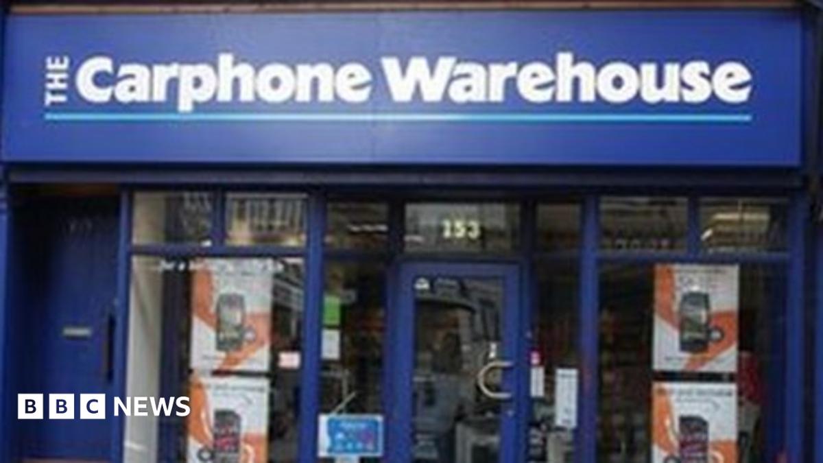 Police search after Carphone Warehouse, Cardiff, robbery - BBC News