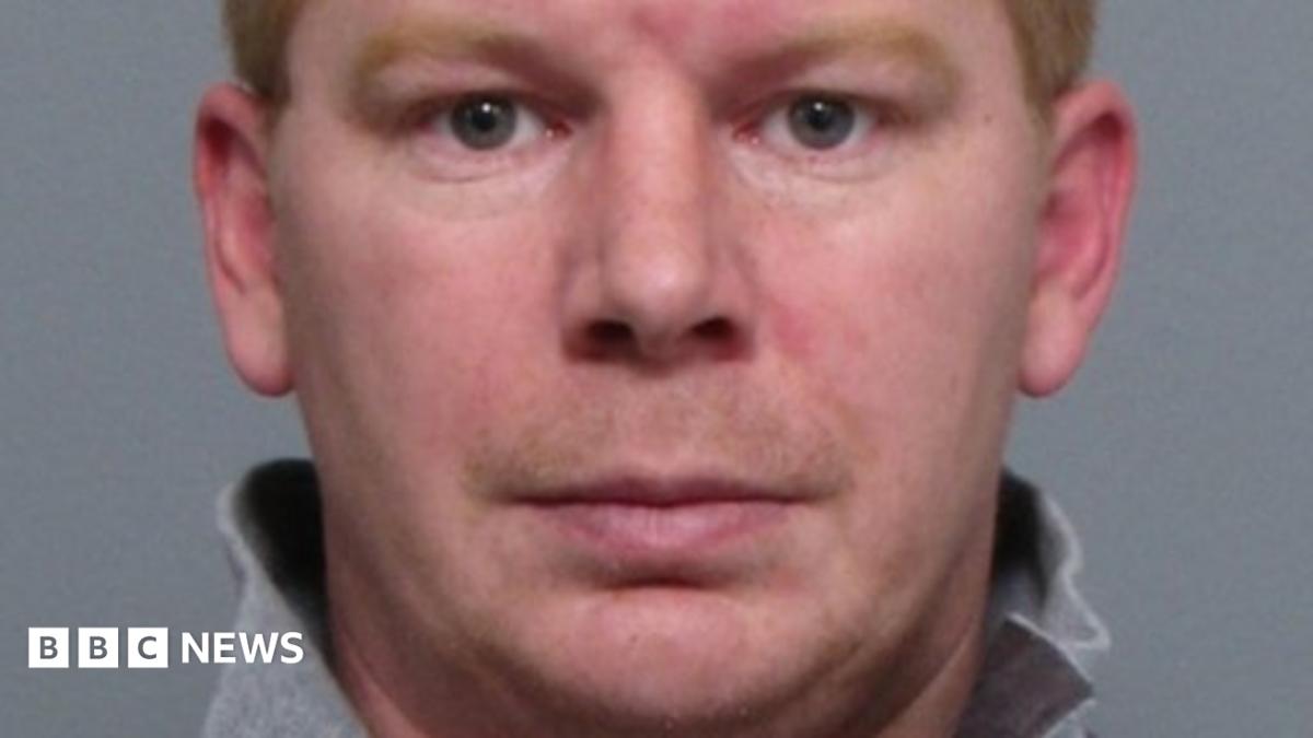 Craig McGuire from Leicestershire jailed for grooming girls - BBC News