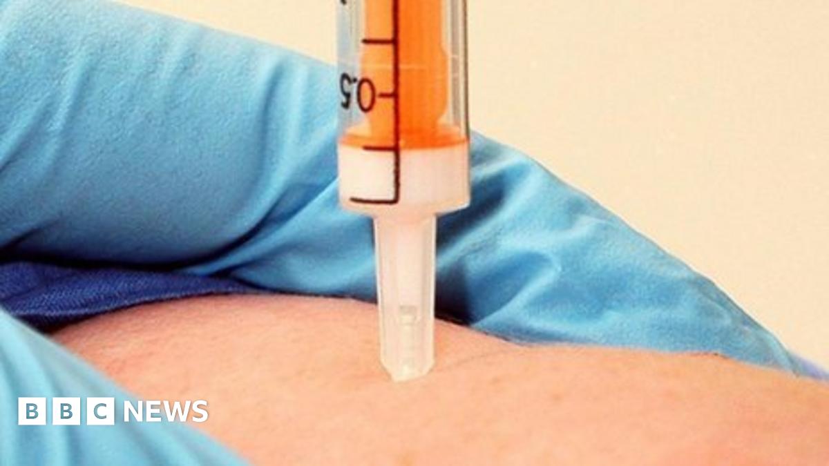 NHS Tayside extends MMR vaccine campaign to under 24s - BBC News