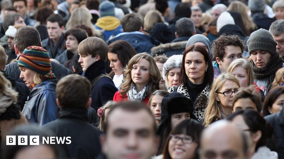 The truth behind UK migration figures - BBC News