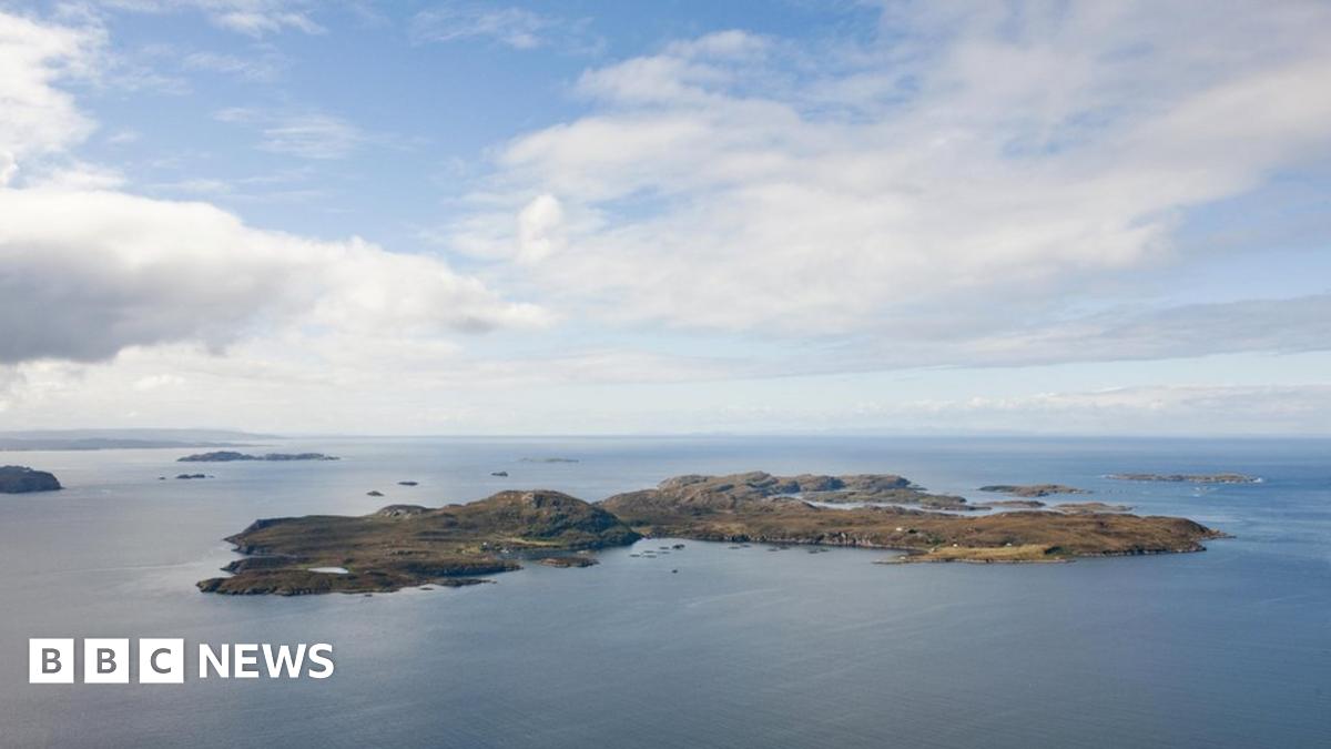 Tanera Mor in Summer Isles on sale for £2.5m - BBC News