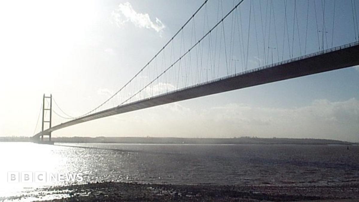 Humber Bridge sees traffic numbers rise after toll cut - BBC News