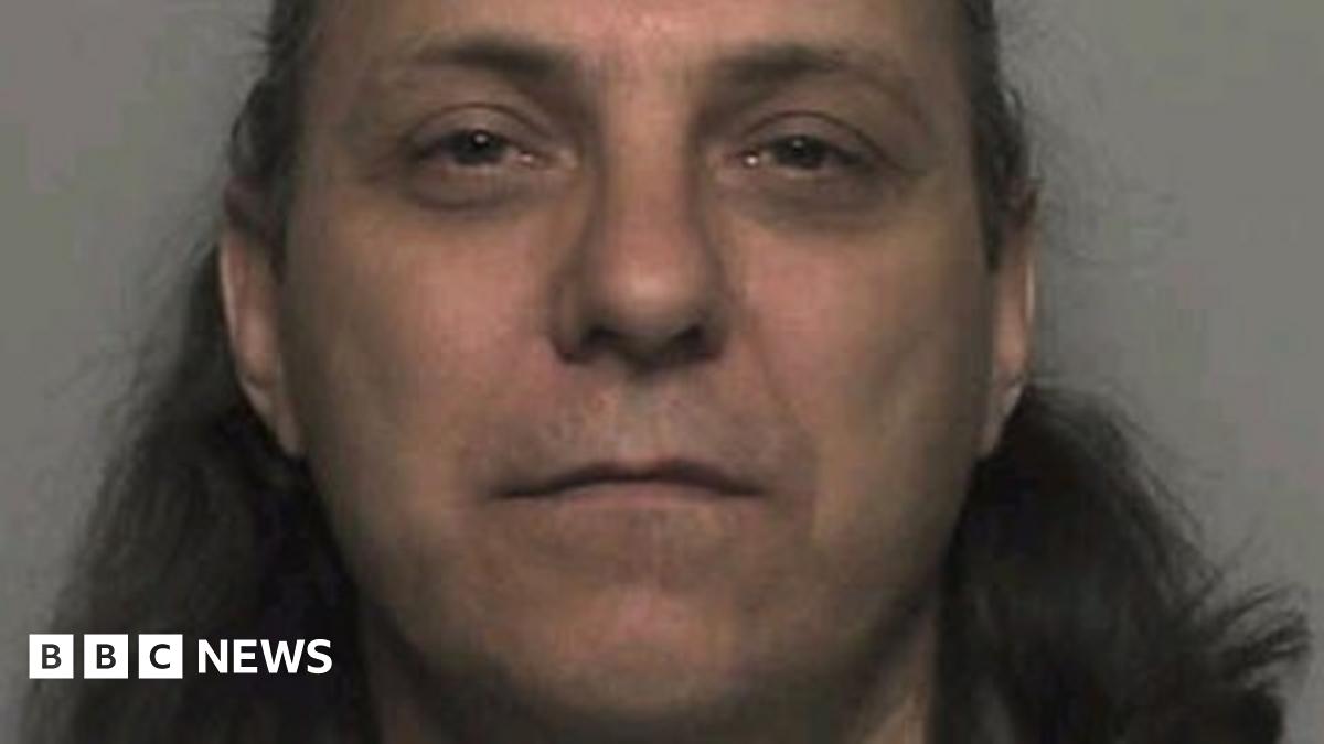 Eastbourne rapist Graham Wood sentenced for 1987 attack - BBC News