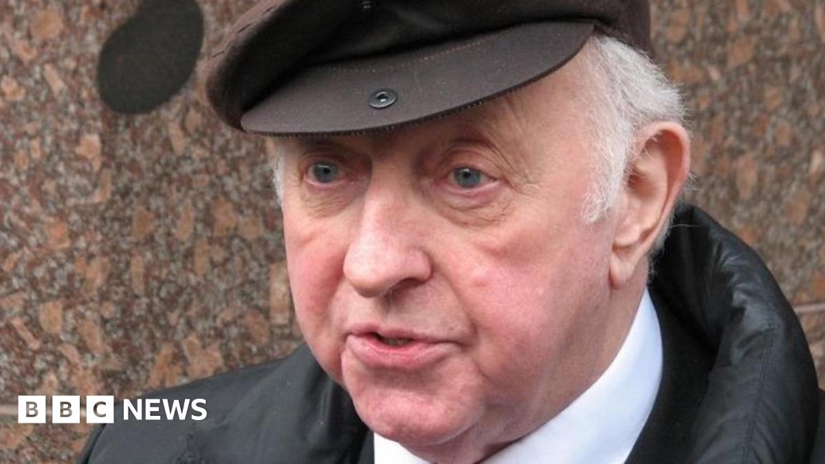 Arthur Scargill loses London flat case - BBC News