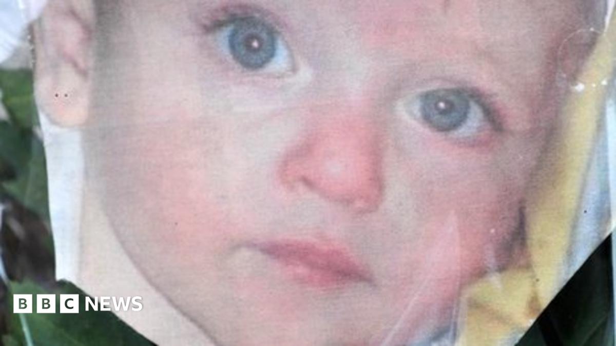 Millie Martin murder: Trial told baby died from head injury - BBC News