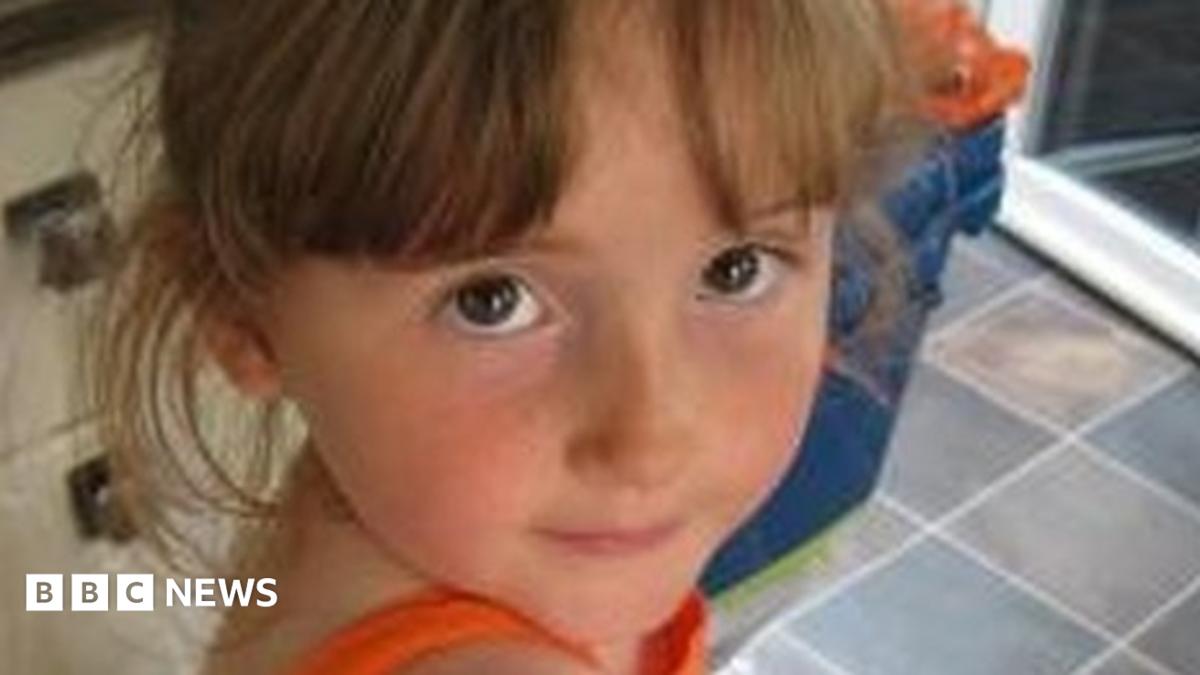 April Jones: Hunt map and timeline for missing Machynlleth girl - BBC News