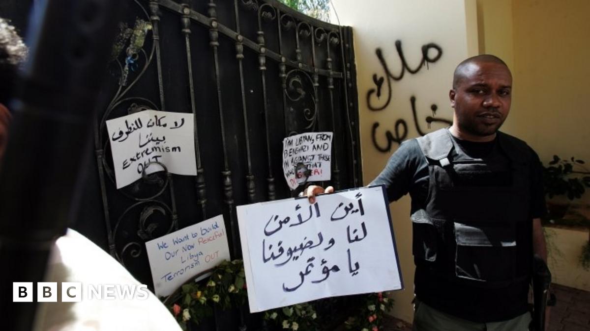 FBI investigates Benghazi consulate attack in one day - BBC News