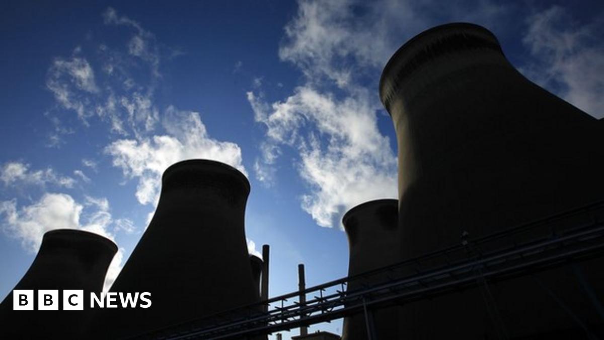 Power shortage risks by 2015, Ofgem warns - BBC News