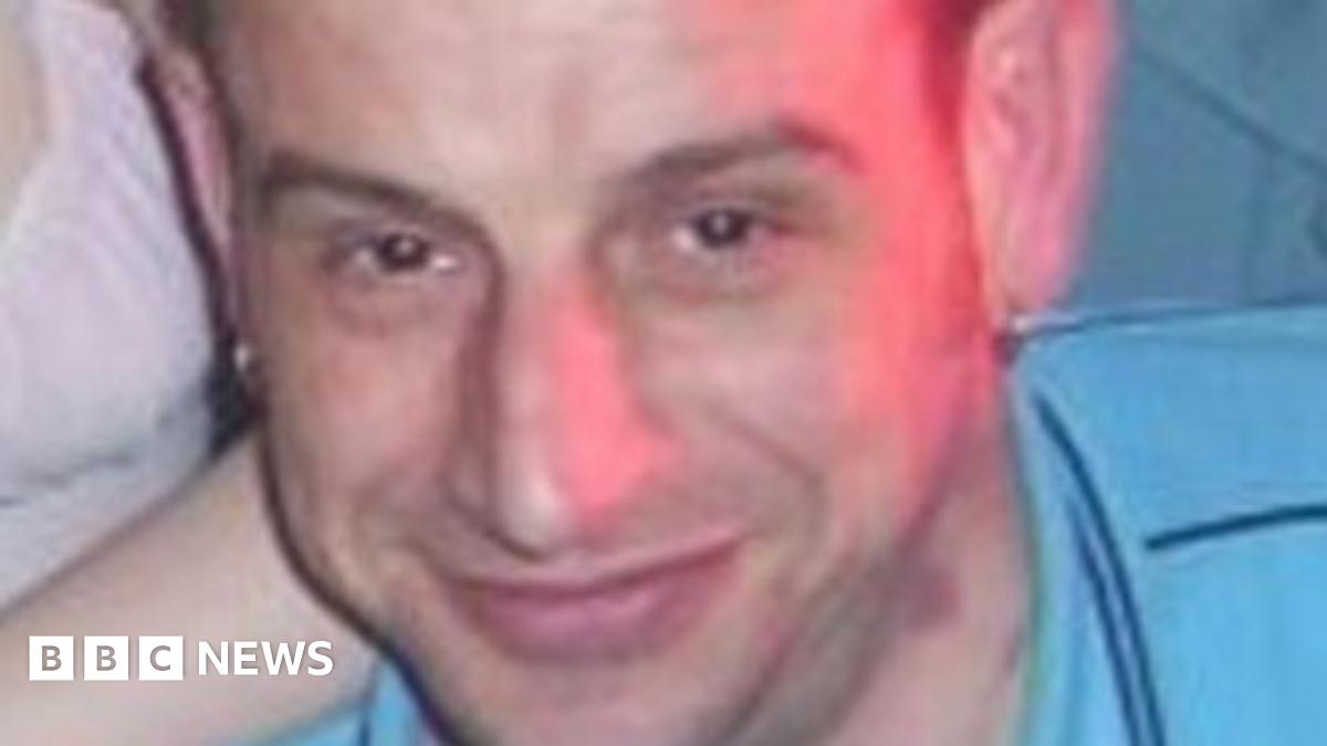 Christopher Morgan guilty of killing Jonathan Gilbert - BBC News