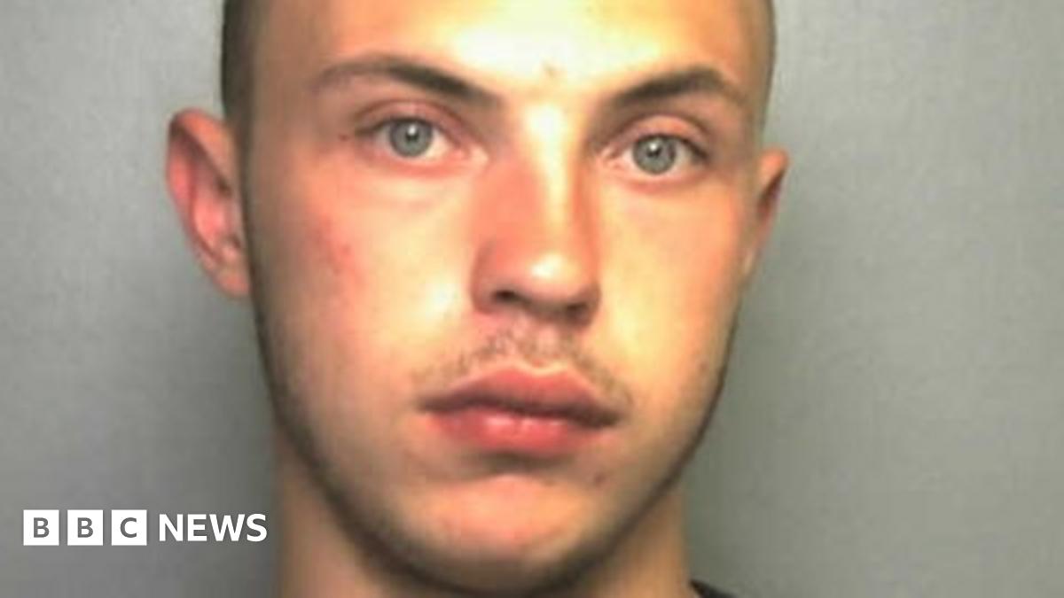 Haydan O'Callaghan given life for Aaron Buron murder - BBC News