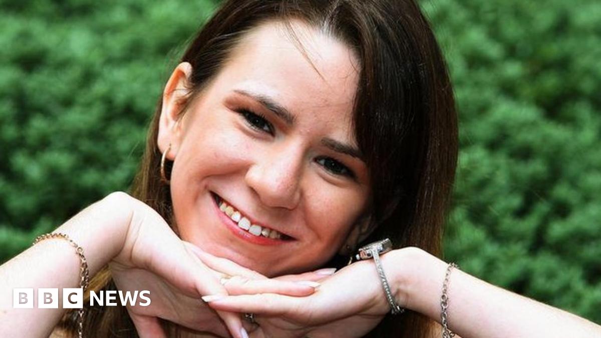 Kaylee Davidson-Olley marks 25 years with new heart - BBC News