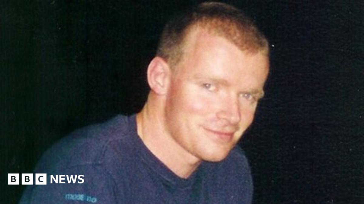 Bali bomb victim Dan Braden remembered - BBC News