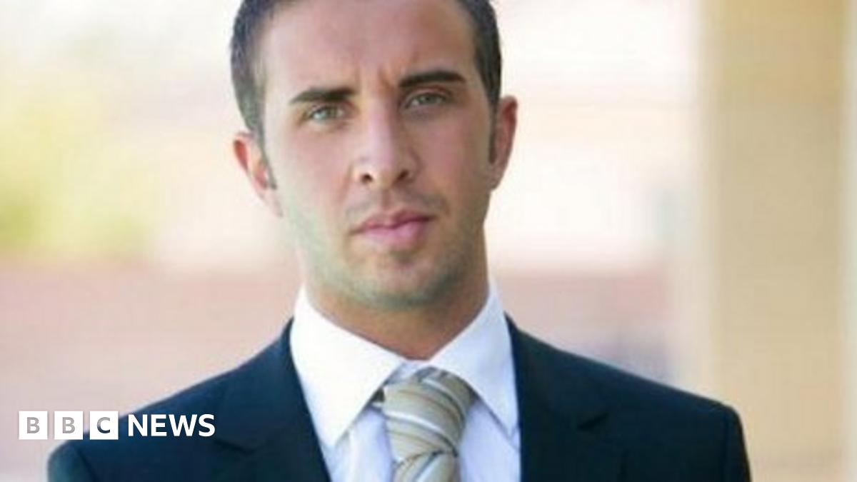 Talented or tainted: Can a porn star go mainstream? - BBC News