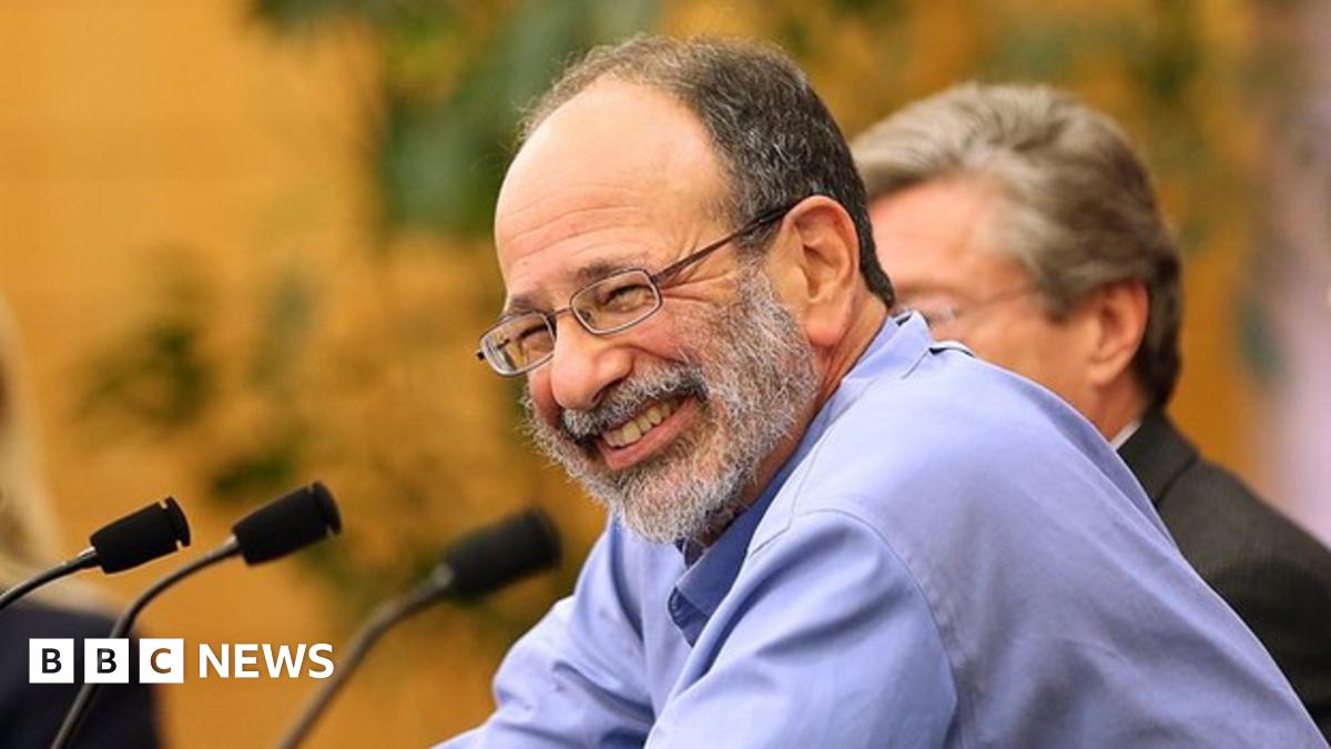 Al Roth: An economist who saves lives - BBC News