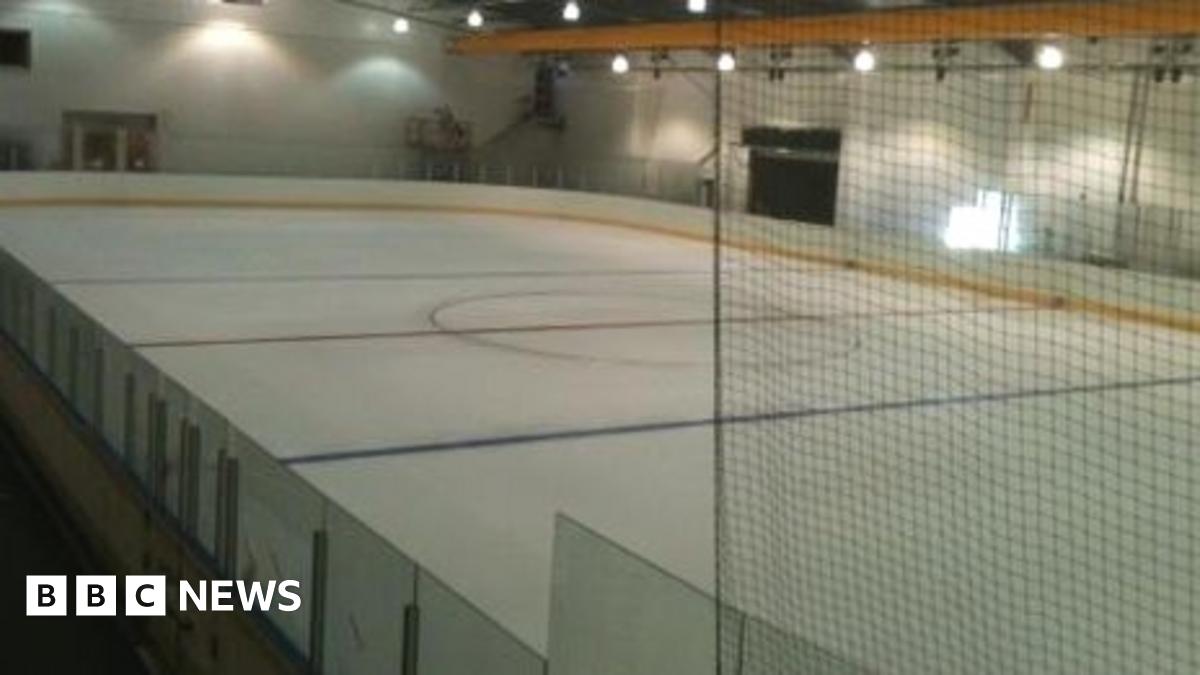 Telford Ice Rink reopening after £4m revamp - BBC News
