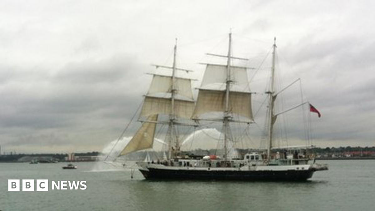Tallship Lord Nelson sets sail on round-the-world voyage - BBC News