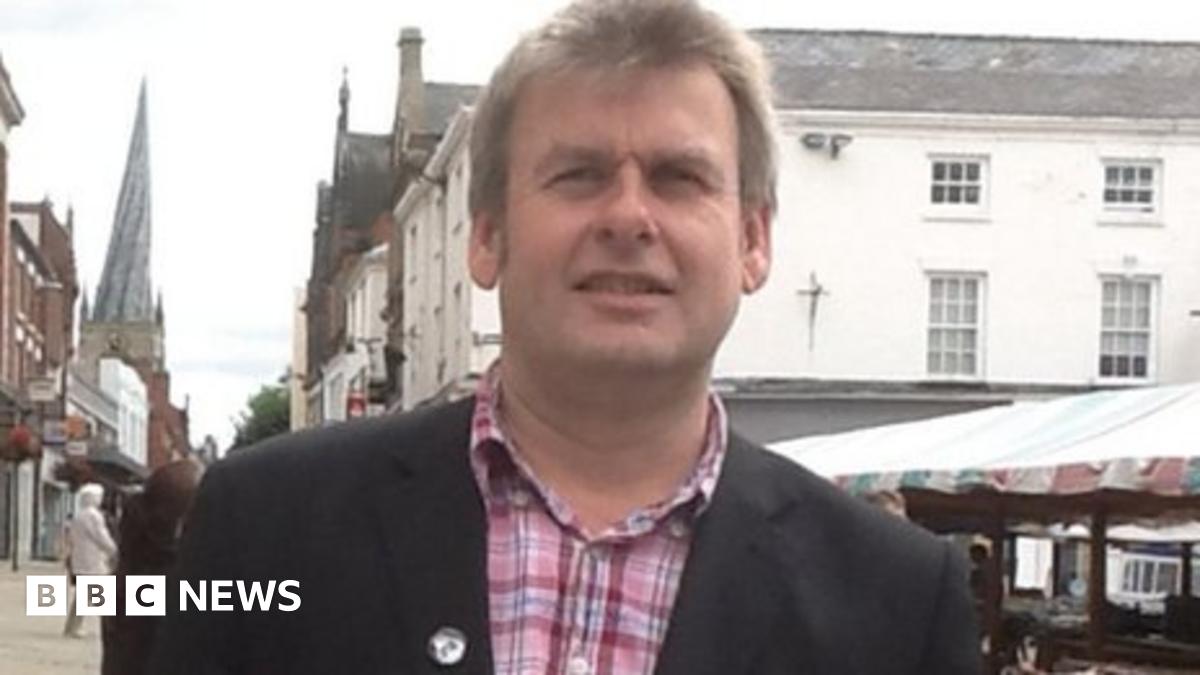 PCC candidate Rob Lane out of race after traffic jam - BBC News