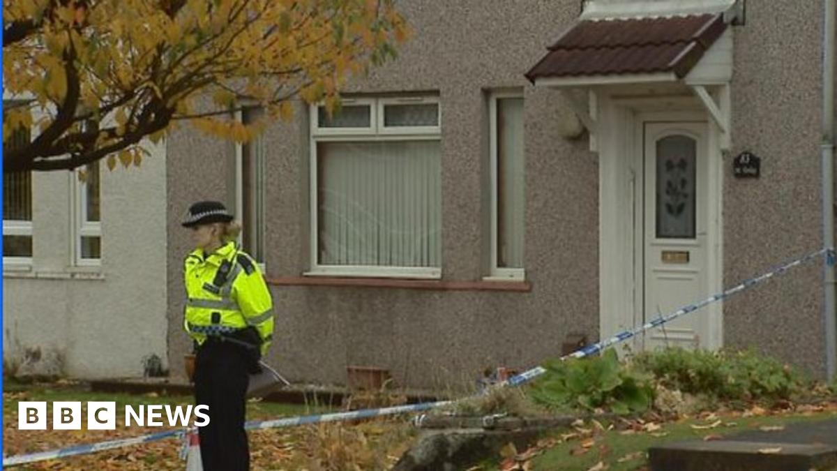 Murder probe over death of woman, 59, in East Kilbride - BBC News