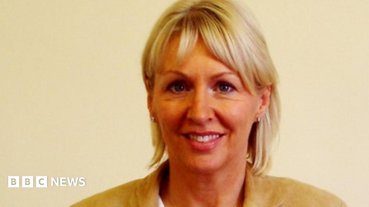 I'm a Celebrity: MP Nadine Dorries' constituents' views - BBC News